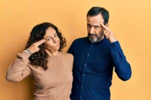 18 Common French Hand Gestures (and How to Do Them) | FluentU