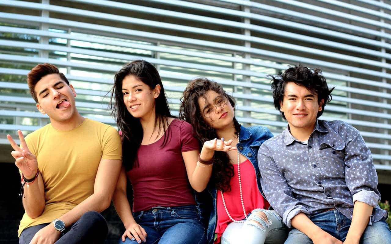 14 Creative English Activities for Teenagers | FluentU