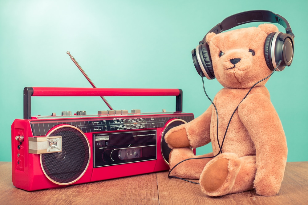 8 Best Italian Radio Stations for Learners | FluentU