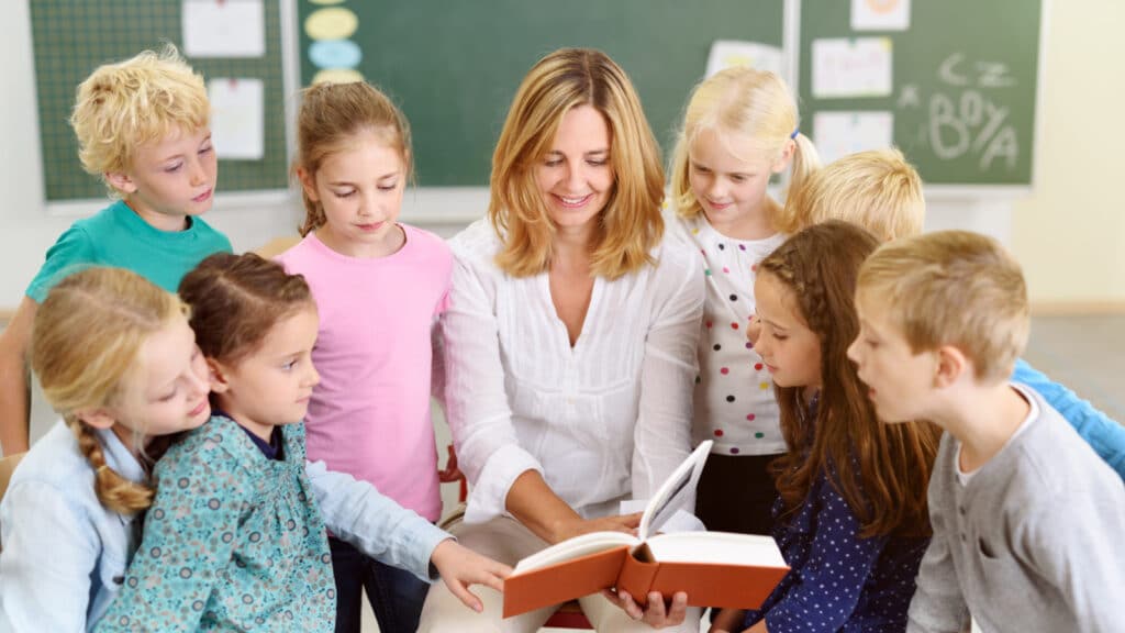 13 ESL Nursery Rhymes With Activities | FluentU