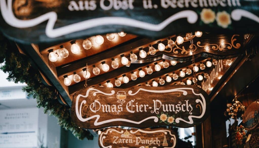 Merry Christmas in German and 10 More Festive Phrases | FluentU