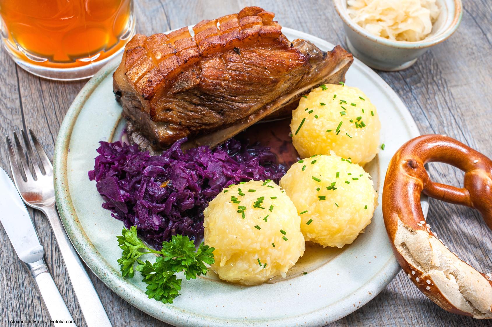 15 German Restaurant Phrases | FluentU