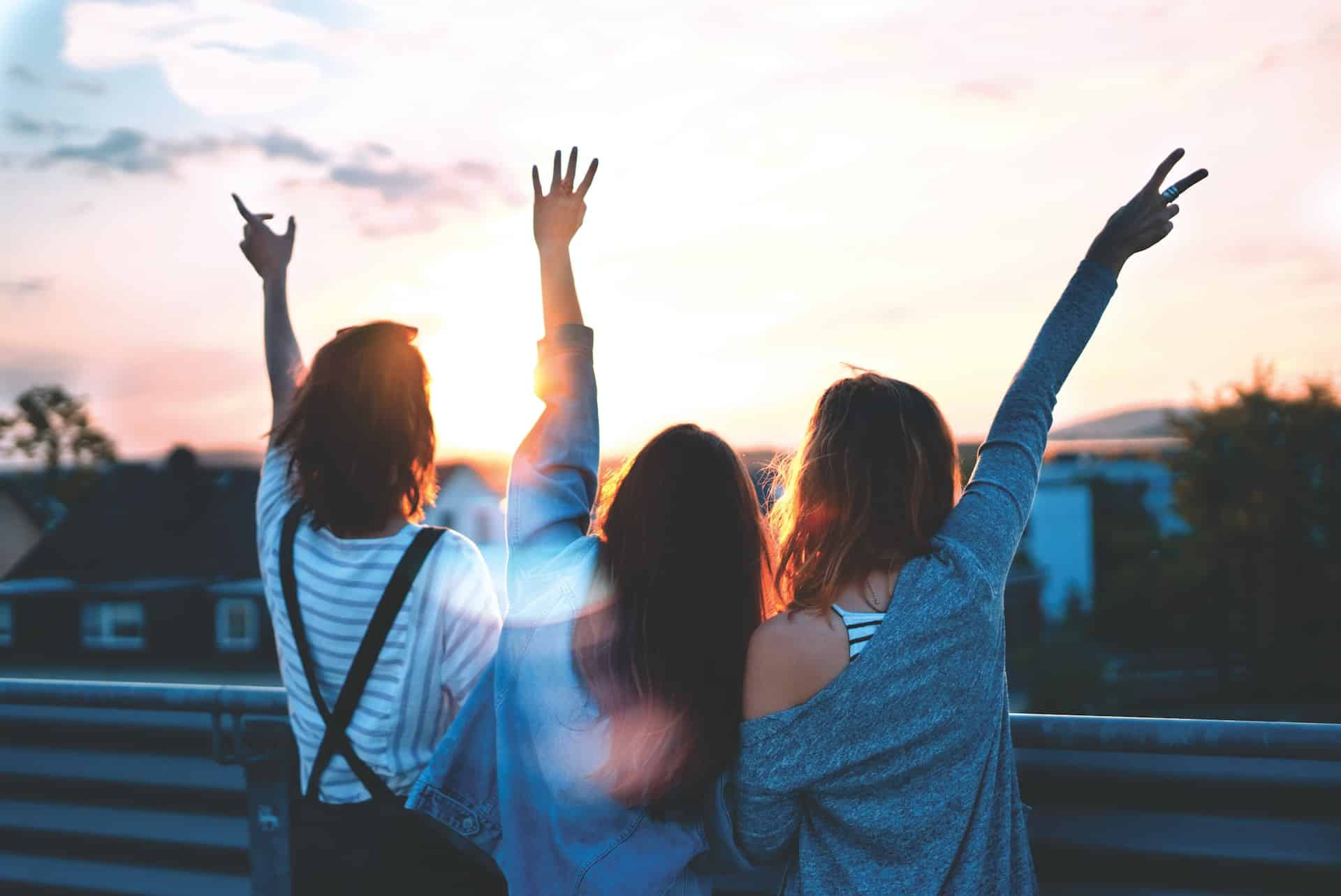 22 Ways to Say Friend in Chinese for Every Type of Relationship ...