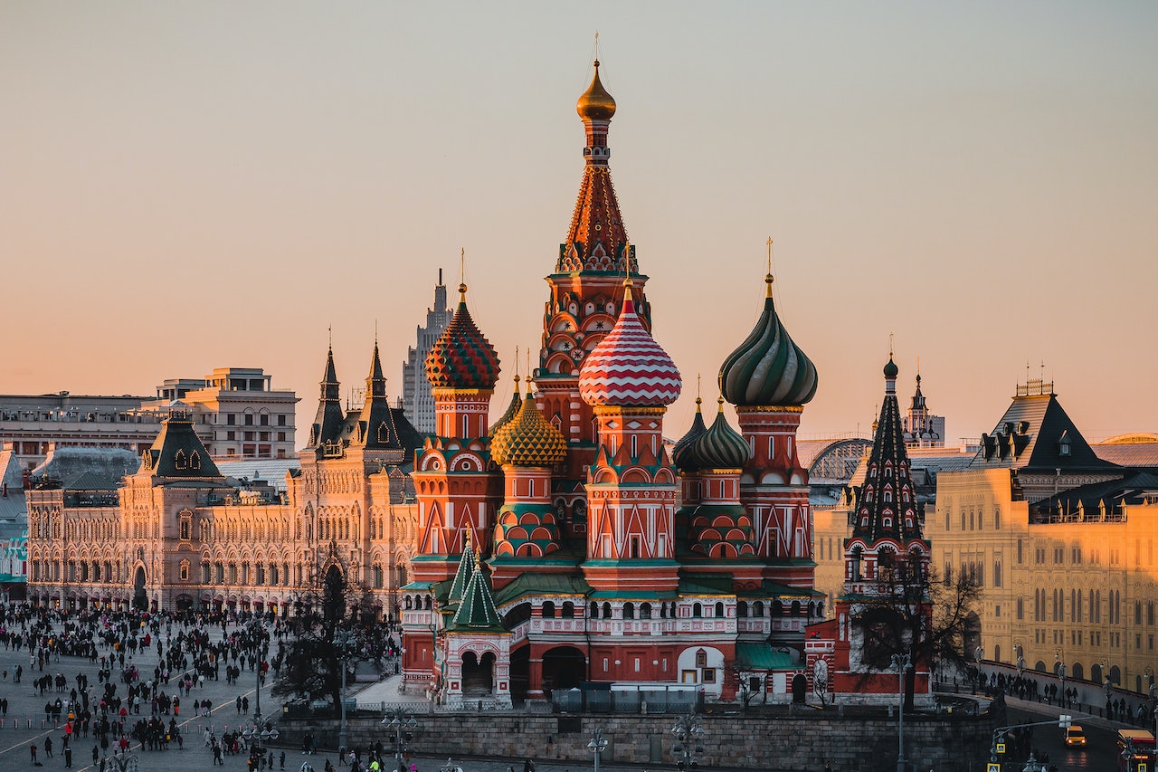 Where is Russian Spoken? 16 Countries with the Most Speakers | FluentU