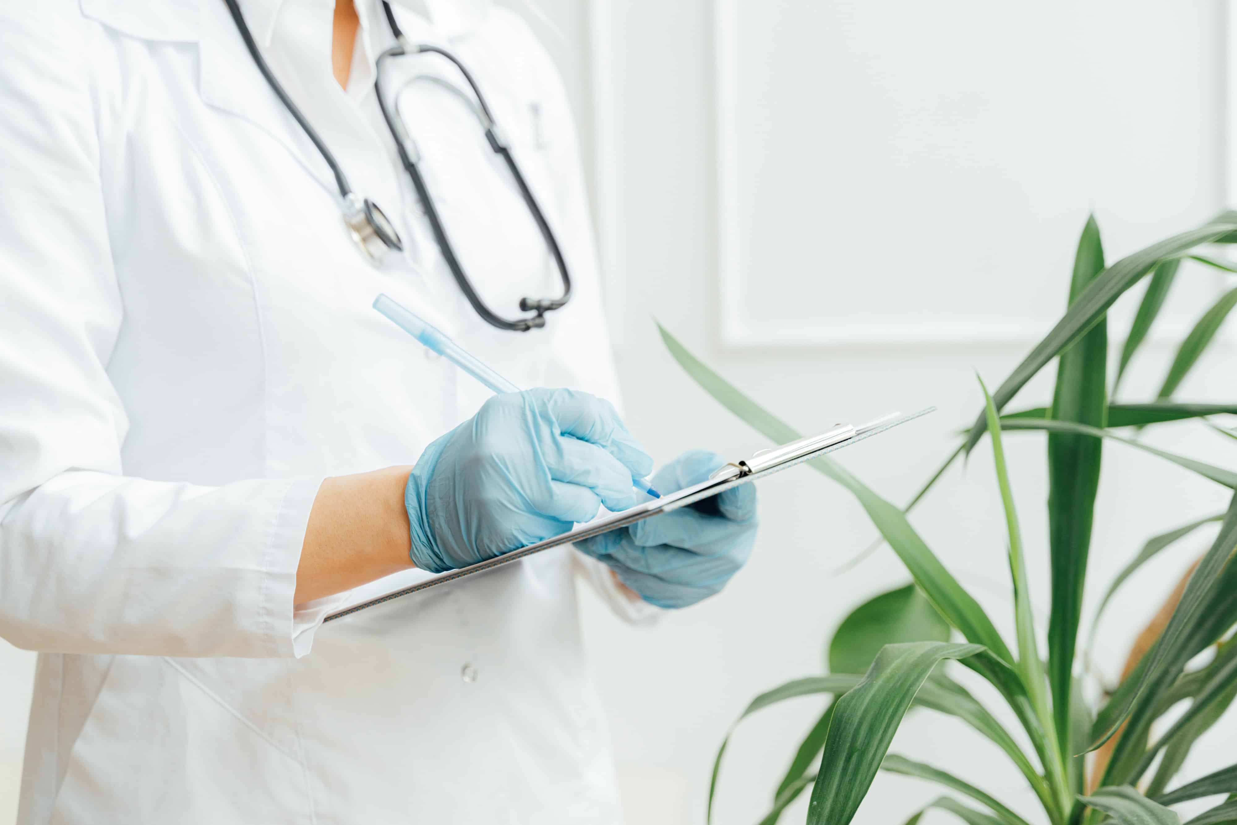 143 Useful Spanish Medical Terms | FluentU