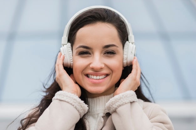 How to Immerse Yourself in Spanish from Anywhere | FluentU Language ...