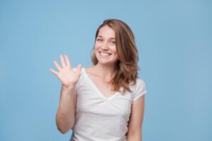 “Hello” in French: 36 Essential Greetings | FluentU Language Learning