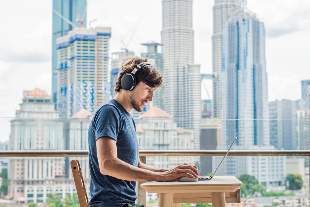 Useful French Technology Vocabulary for Learners | FluentU