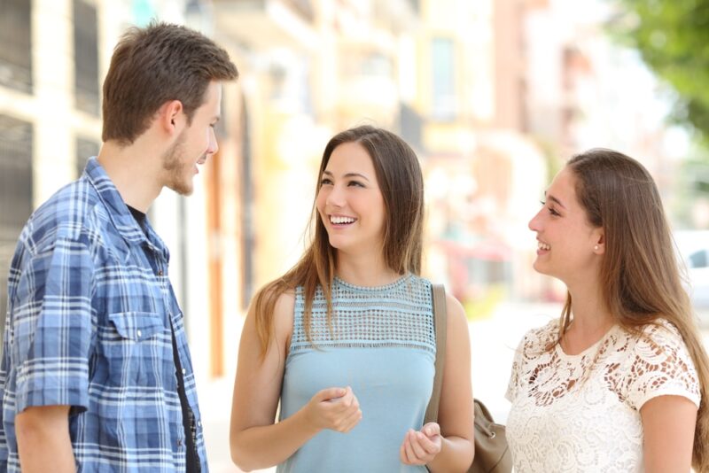 7 Interesting English Small Talk Topics | FluentU