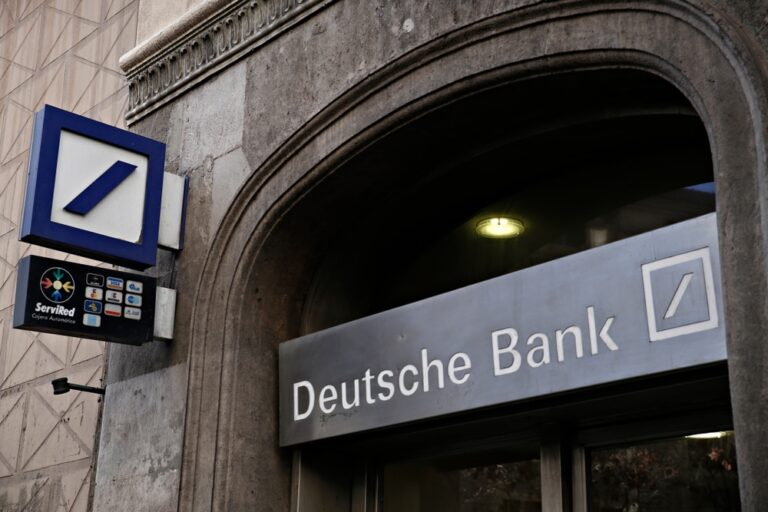 German Bank Vocabulary: 40 Words and Phrases | FluentU