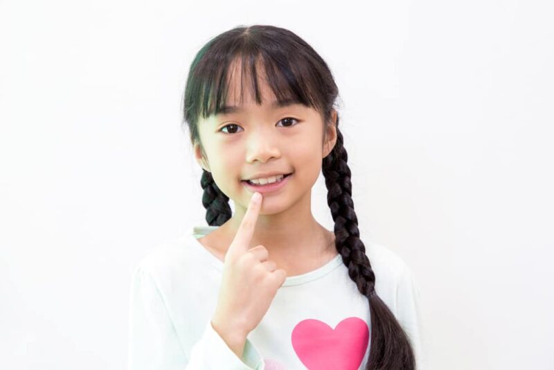 14+ Essential Japanese Gestures, Plus Body Language to Avoid | FluentU