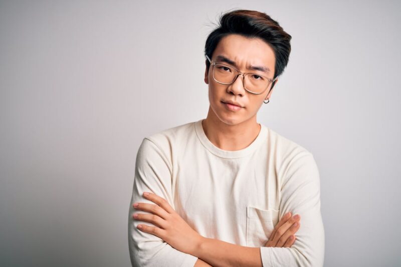 14+ Essential Japanese Gestures, Plus Body Language to Avoid | FluentU